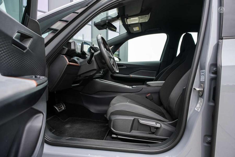 Grey Cupra Born 2022 in Kaunas, with an engine capacity of 0.00 L and mileage of 44 thousand km for 22950 €, photo 27 on AUTOMOTO.COM.LV