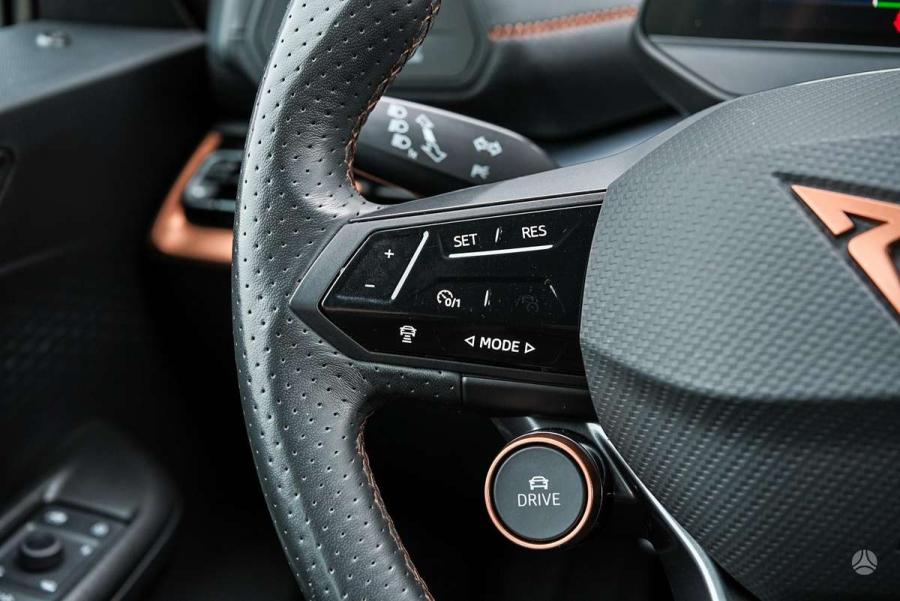 Grey Cupra Born 2022 in Kaunas, with an engine capacity of 0.00 L and mileage of 44 thousand km for 22950 €, photo 32 on AUTOMOTO.COM.LV