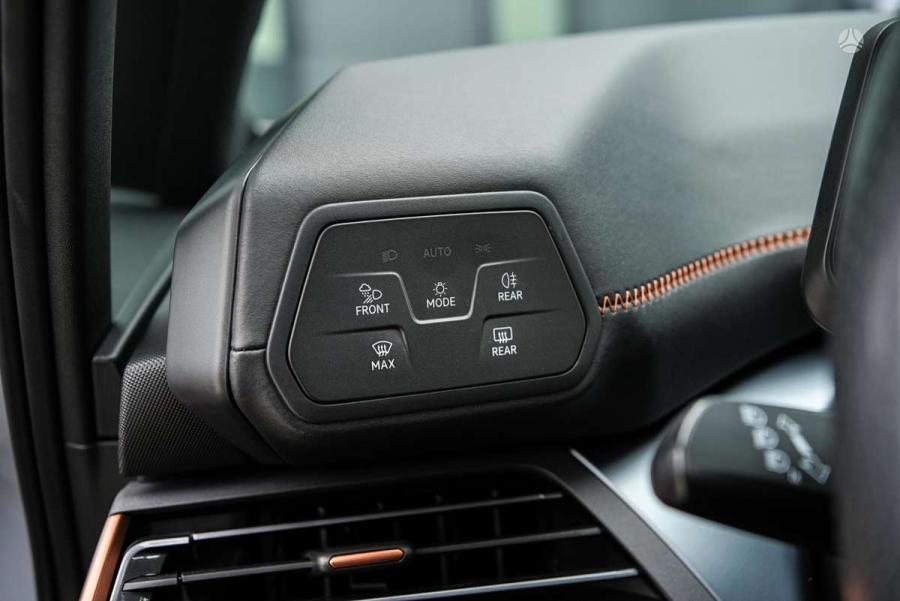 Grey Cupra Born 2022 in Kaunas, with an engine capacity of 0.00 L and mileage of 44 thousand km for 22950 €, photo 33 on AUTOMOTO.COM.LV