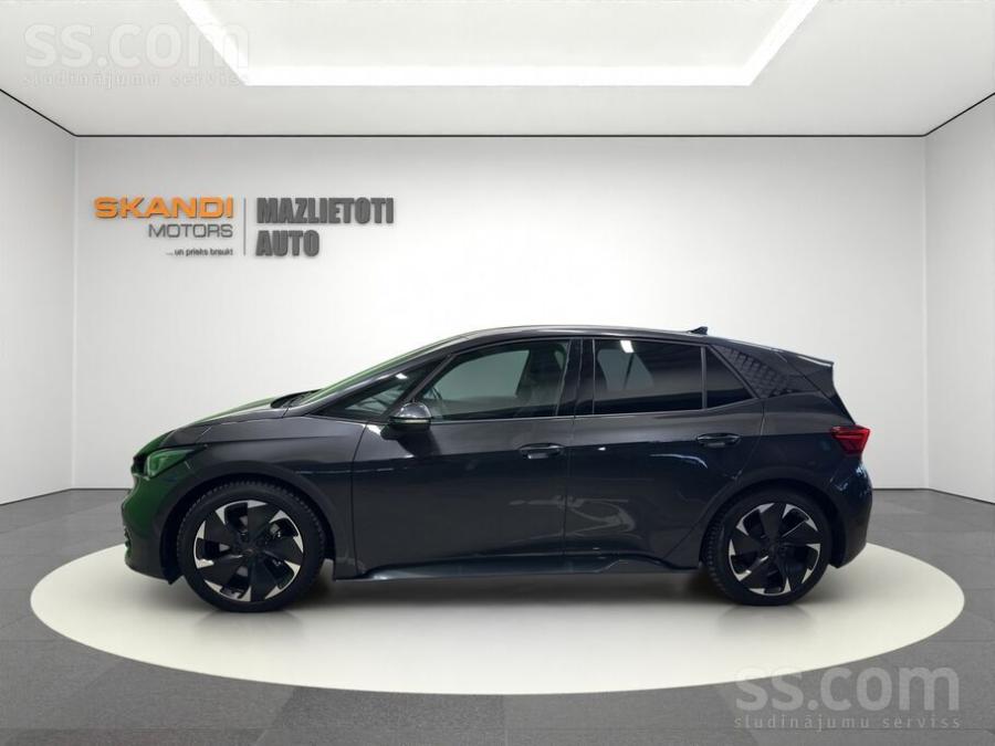 Pelēks Cupra Born 2022 Rīga, ar dzinēja tilpumu 0.00 L un nobraukumu 52 tūkst. km par 27990 €, foto 4 vietnē AUTOMOTO.COM.LV