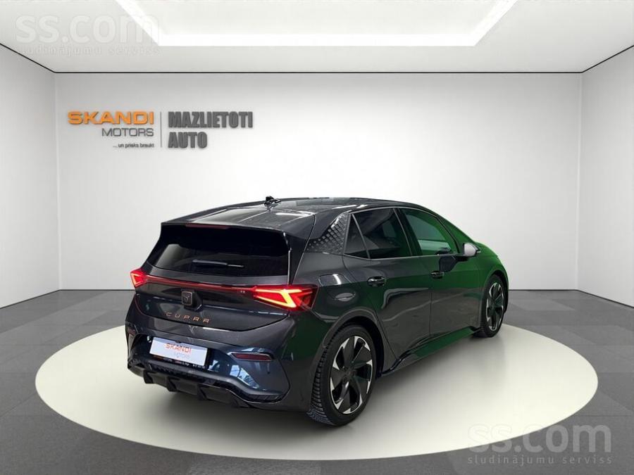 Серый Cupra Born 2022 в Рига, объемом двигателя 0.00 л и пробегом 52 тыс. км за 27490 €, фото 7 на AUTOMOTO.COM.LV