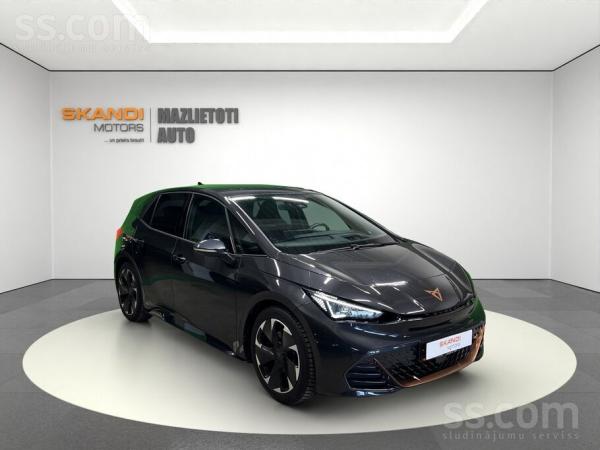 Серый Cupra Born 2022 в Рига, объемом двигателя 0.00 л и пробегом 52 тыс. км за 27490 €, фото 9 на AUTOMOTO.COM.LV