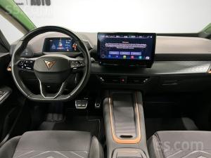 Серый Cupra Born 2022 в Рига, объемом двигателя 0.00 л и пробегом 52 тыс. км за 27490 €, фото 16 на AUTOMOTO.COM.LV