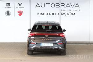 Grey Cupra Born 2022 in Riga, with an engine capacity of 0.00 L and mileage of 140 thousand km for 19490 €, photo 8 on AUTOMOTO.COM.LV
