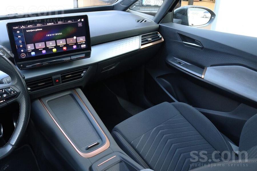 Grey Cupra Born 2022 in Riga, with an engine capacity of 0.00 L and mileage of 140 thousand km for 19490 €, photo 13 on AUTOMOTO.COM.LV