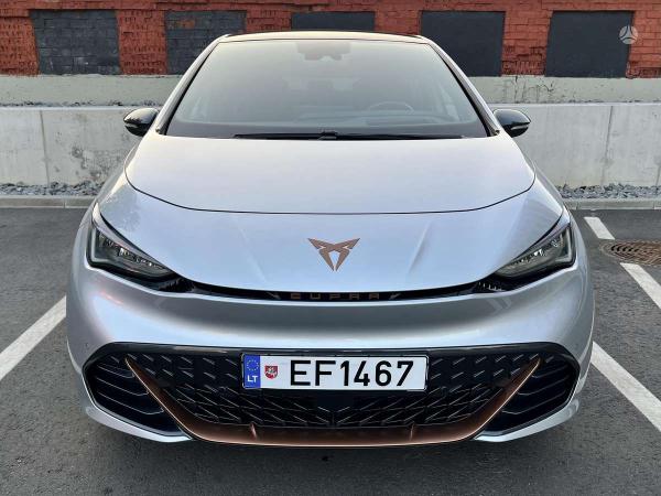 Серый Cupra Born 2022 в Каунас, объемом двигателя 0.00 л и пробегом 65 тыс. км за 20900 €, фото 2 на AUTOMOTO.COM.LV