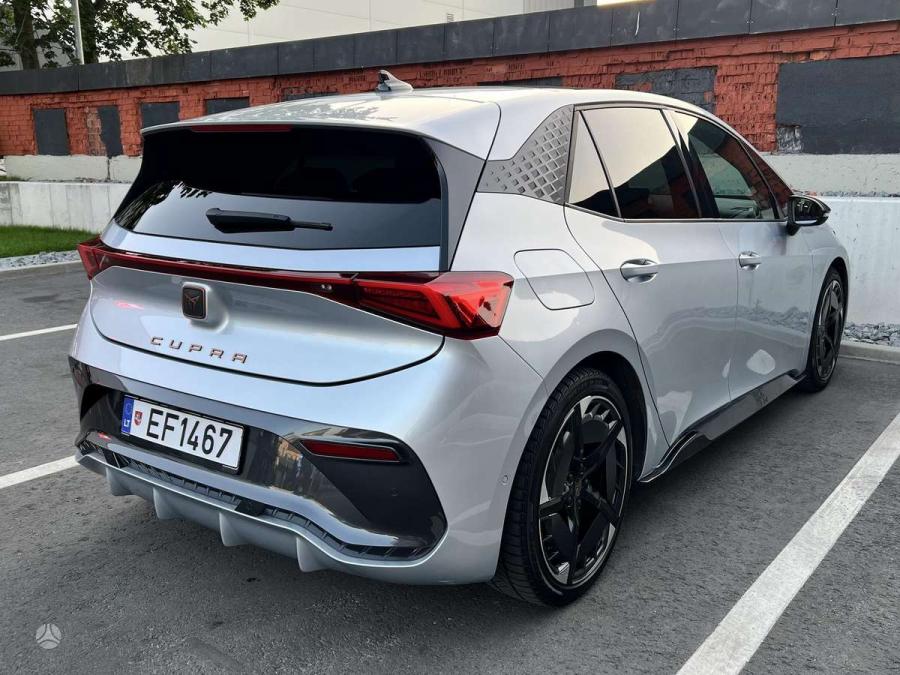 Grey Cupra Born 2022 in Kaunas, with an engine capacity of 0.00 L and mileage of 65 thousand km for 20900 €, photo 6 on AUTOMOTO.COM.LV