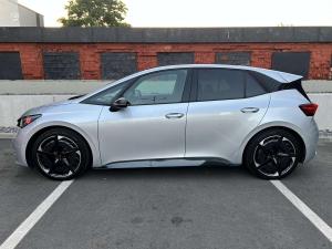 Grey Cupra Born 2022 in Kaunas, with an engine capacity of 0.00 L and mileage of 65 thousand km for 20900 €, photo 9 on AUTOMOTO.COM.LV