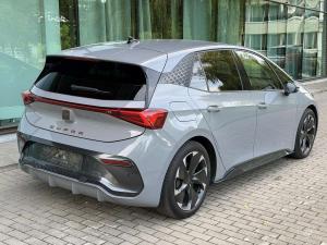Серый Cupra Born 2022 в Каунас, объемом двигателя 0.00 л и пробегом 170 тыс. км за 17787 €, фото 10 на AUTOMOTO.COM.LV