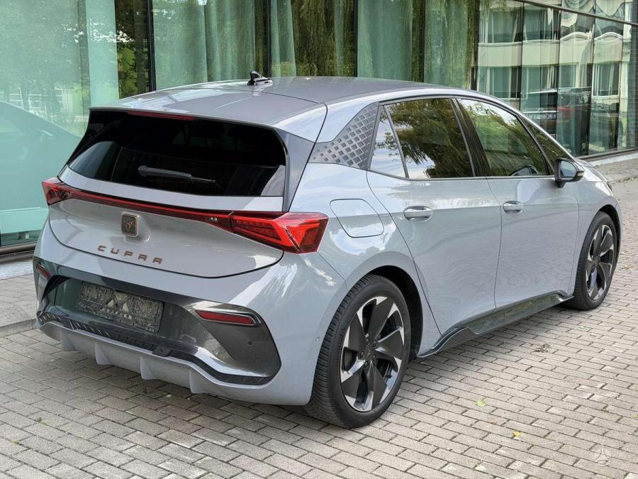 Серый Cupra Born 2022 в Каунас, объемом двигателя 0.00 л и пробегом 170 тыс. км за 17787 €, фото 10 на AUTOMOTO.COM.LV