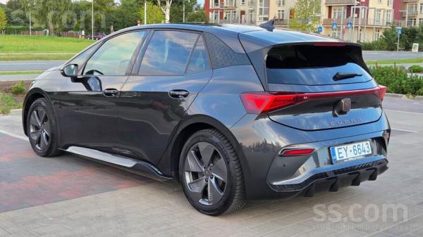 Pelēks Cupra Born 2022 Rīga, ar dzinēja tilpumu 0.00 L un nobraukumu 116 tūkst. km par 22900 €, foto 6 vietnē AUTOMOTO.COM.LV