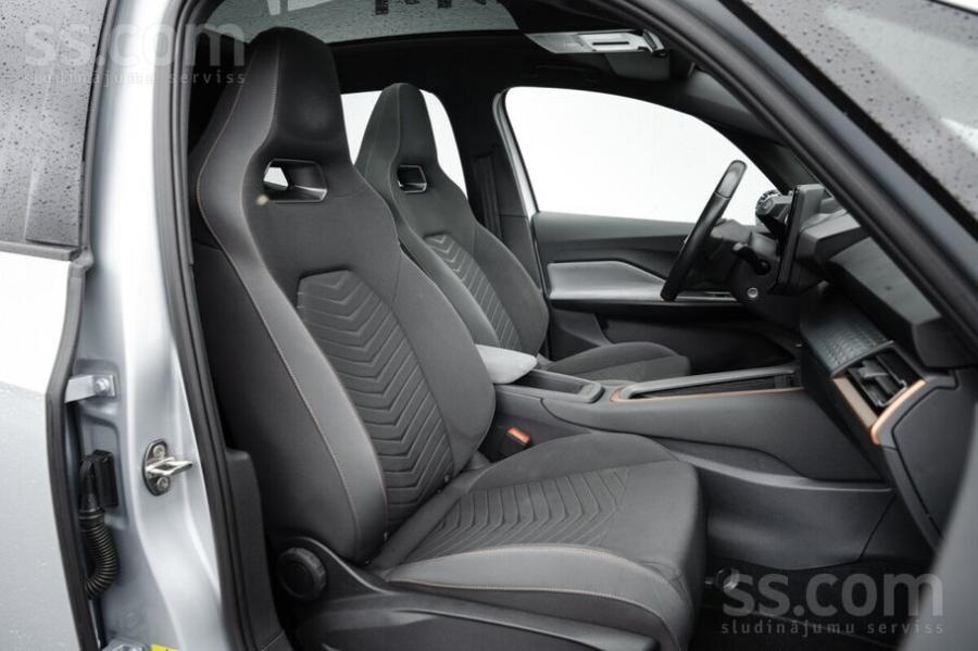 Grey Cupra Born 2022 in Riga, with an engine capacity of 0.00 L and mileage of 92 thousand km for 24500 €, photo 8 on AUTOMOTO.COM.LV