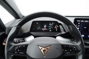 Серый Cupra Born 2022 в Рига, объемом двигателя 0.00 л и пробегом 92 тыс. км за 24500 €, фото 14 на AUTOMOTO.COM.LV