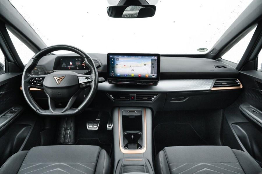 Серый Cupra Born 2022 в Рига, объемом двигателя 0.00 л и пробегом 92 тыс. км за 24500 €, фото 27 на AUTOMOTO.COM.LV