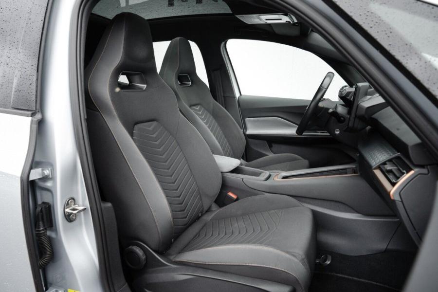 Grey Cupra Born 2022 in Riga, with an engine capacity of 0.00 L and mileage of 92 thousand km for 24500 €, photo 8 on AUTOMOTO.COM.LV
