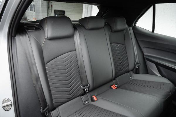 Серый Cupra Born 2022 в Рига, объемом двигателя 0.00 л и пробегом 92 тыс. км за 24500 €, фото 9 на AUTOMOTO.COM.LV