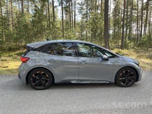 Grey Cupra Born 2022 in Riga, with an engine capacity of 0.00 L and mileage of 77 thousand km for 22400 €, photo 4 on AUTOMOTO.COM.LV