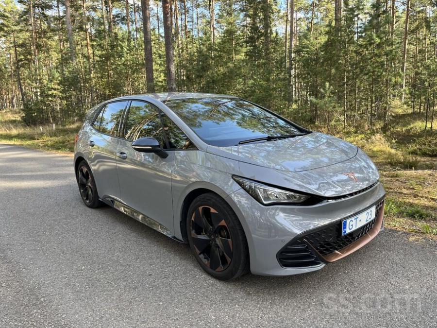 Grey Cupra Born 2022 in Riga, with an engine capacity of 0.00 L and mileage of 77 thousand km for 22400 €, photo 5 on AUTOMOTO.COM.LV