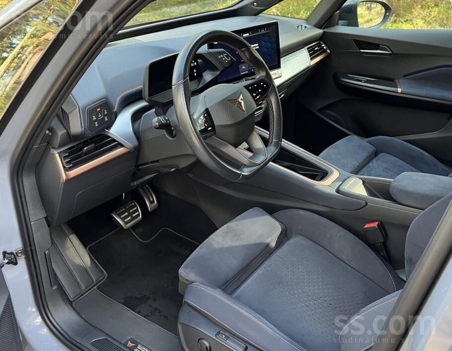 Grey Cupra Born 2022 in Riga, with an engine capacity of 0.00 L and mileage of 77 thousand km for 22400 €, photo 8 on AUTOMOTO.COM.LV
