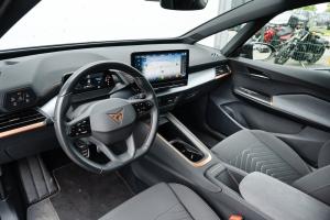 Pelēks Cupra Born 2022 Rīga, ar dzinēja tilpumu 0.00 L un nobraukumu 45 tūkst. km par 26800 €, foto 23 vietnē AUTOMOTO.COM.LV