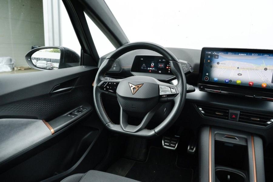 Pelēks Cupra Born 2022 Rīga, ar dzinēja tilpumu 0.00 L un nobraukumu 45 tūkst. km par 26800 €, foto 25 vietnē AUTOMOTO.COM.LV
