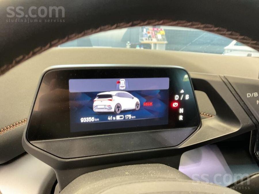 Серый Cupra Born 2022 в Рига, объемом двигателя 0.00 л и пробегом 94 тыс. км за 21900 €, фото 11 на AUTOMOTO.COM.LV
