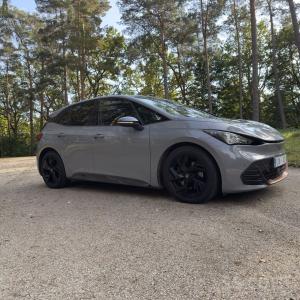 Pelēks Cupra Born 2022 Rīga, ar dzinēja tilpumu 0.00 L un nobraukumu 82 tūkst. km par 21500 €, foto 4 vietnē AUTOMOTO.COM.LV