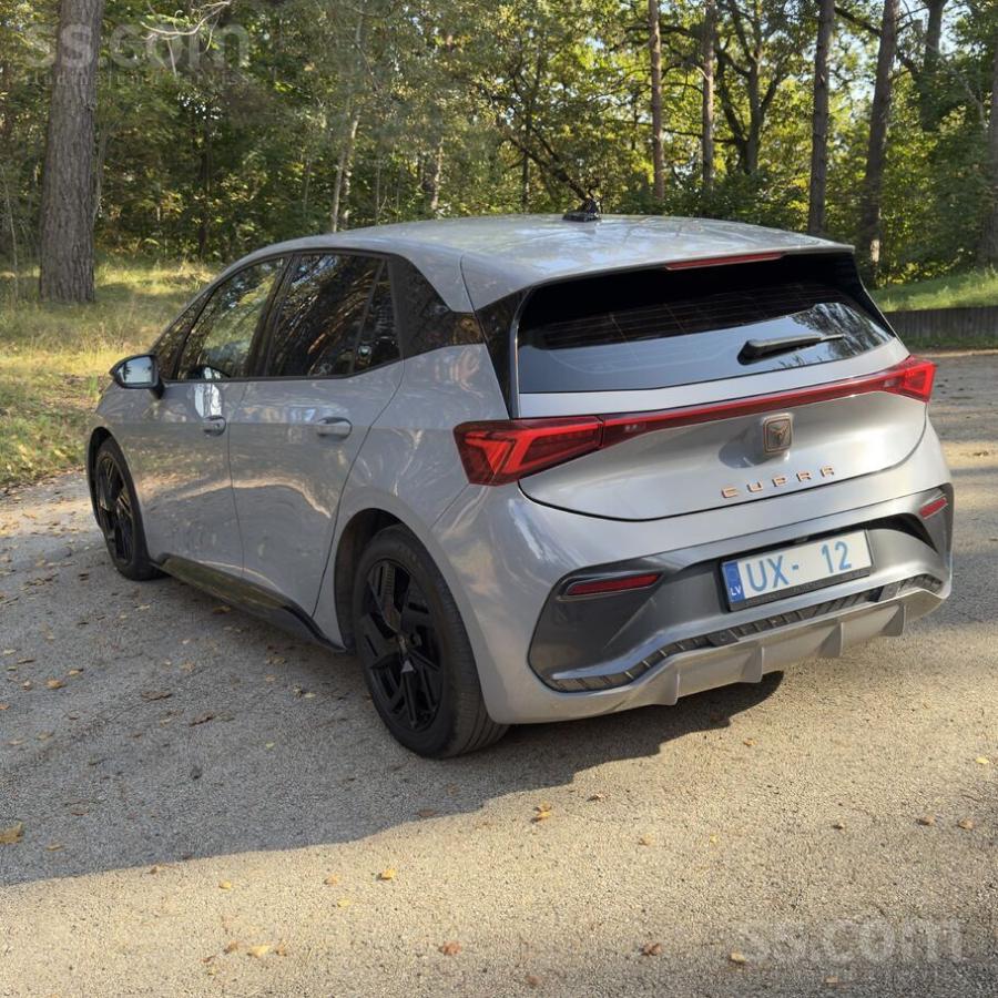 Pelēks Cupra Born 2022 Rīga, ar dzinēja tilpumu 0.00 L un nobraukumu 82 tūkst. km par 21500 €, foto 5 vietnē AUTOMOTO.COM.LV