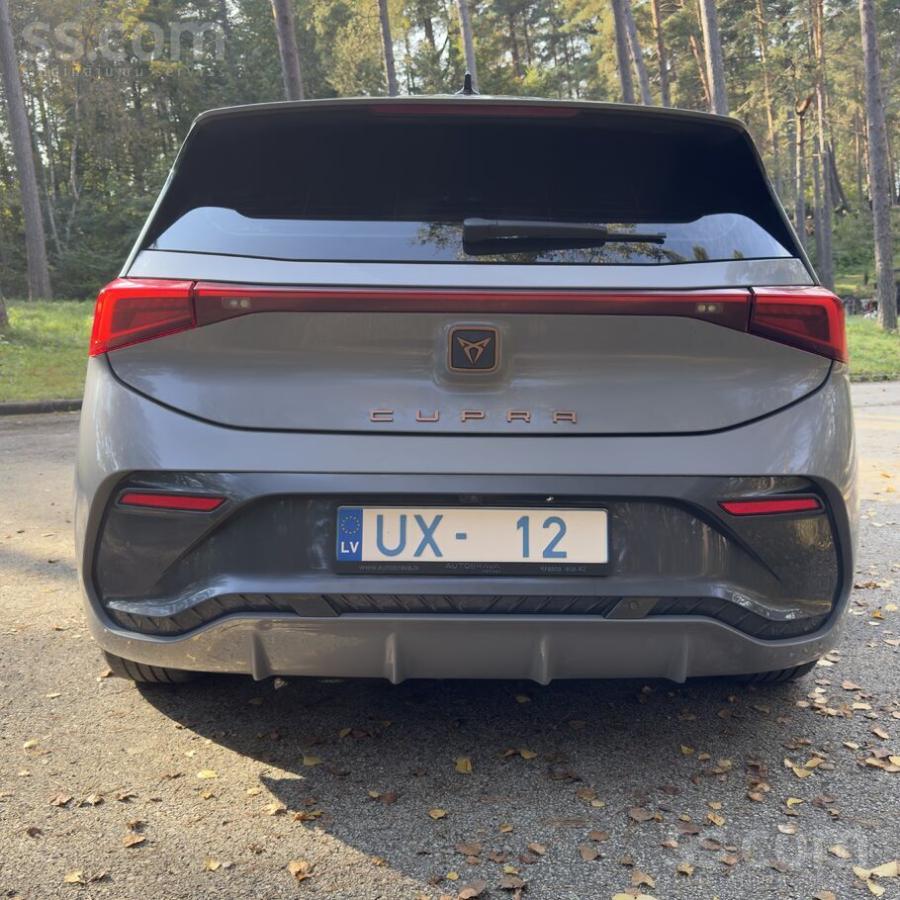 Pelēks Cupra Born 2022 Rīga, ar dzinēja tilpumu 0.00 L un nobraukumu 82 tūkst. km par 21500 €, foto 6 vietnē AUTOMOTO.COM.LV
