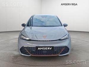 Серый Cupra Born 2022 в Рига, объемом двигателя 0.00 л и пробегом 91 тыс. км за 22000 €, фото 6 на AUTOMOTO.COM.LV