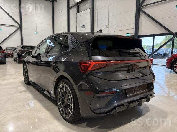 Pelēks Cupra Born 2022 Rīga, ar dzinēja tilpumu 0.00 L un nobraukumu 48 tūkst. km par 28800 €, foto 6 vietnē AUTOMOTO.COM.LV