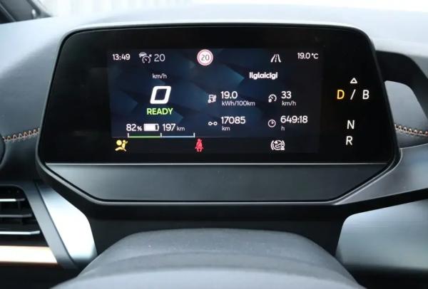 Pelēks Cupra Born 2022 Rīga, ar dzinēja tilpumu 0.00 L un nobraukumu 140 tūkst. km par 18890 €, foto 4 vietnē AUTOMOTO.COM.LV