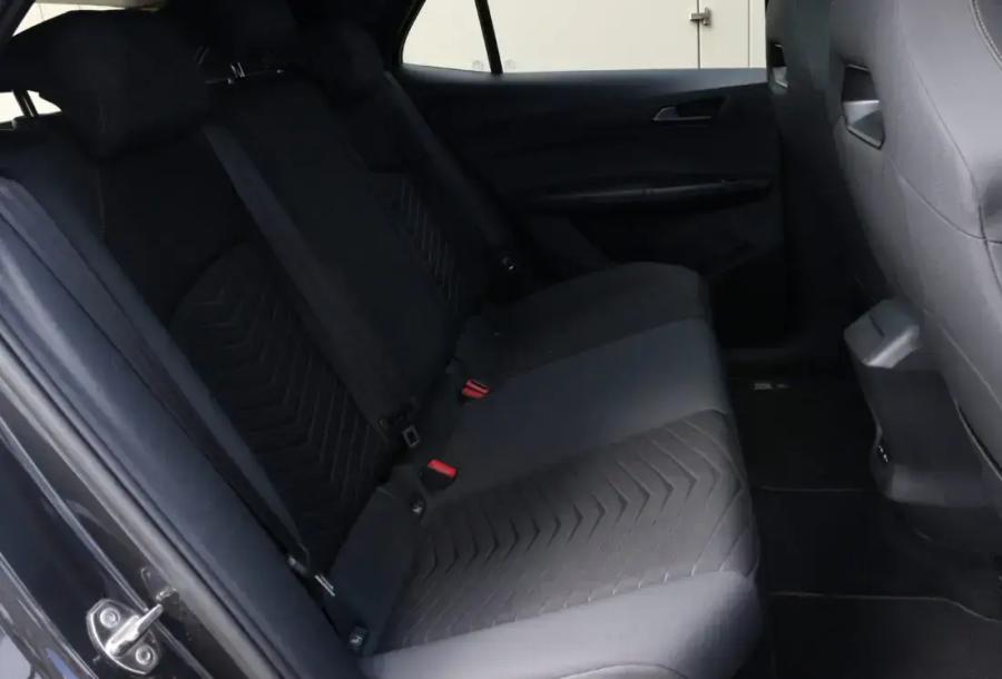 Grey Cupra Born 2022 in Riga, with an engine capacity of 0.00 L and mileage of 140 thousand km for 18890 €, photo 8 on AUTOMOTO.COM.LV