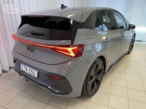 Серый Cupra Born 2023 в Каунас, объемом двигателя 0.00 л и пробегом 32 тыс. км за 28170 €, фото 3 на AUTOMOTO.COM.LV
