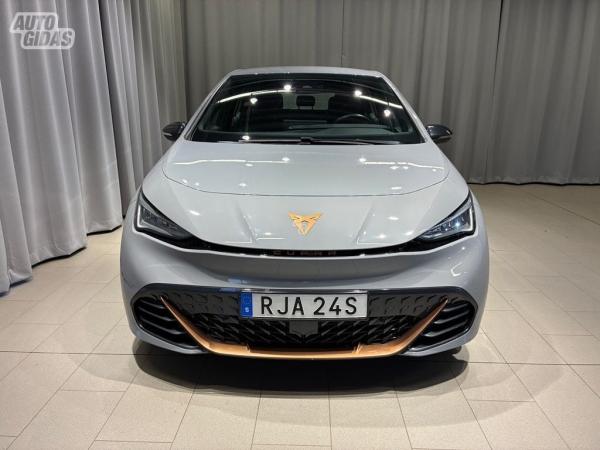 Серый Cupra Born 2023 в Каунас, объемом двигателя 0.00 л и пробегом 59 тыс. км за 28329 €, фото 3 на AUTOMOTO.COM.LV