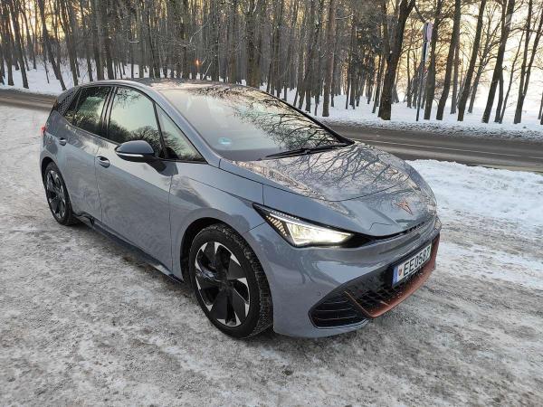 Pelēks Cupra Born 2023 Kauņa, ar dzinēja tilpumu 0.00 L un nobraukumu 20 tūkst. km par 24000 €, foto 3 vietnē AUTOMOTO.COM.LV