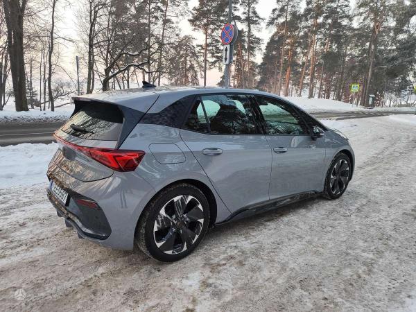 Pelēks Cupra Born 2023 Kauņa, ar dzinēja tilpumu 0.00 L un nobraukumu 20 tūkst. km par 24000 €, foto 4 vietnē AUTOMOTO.COM.LV