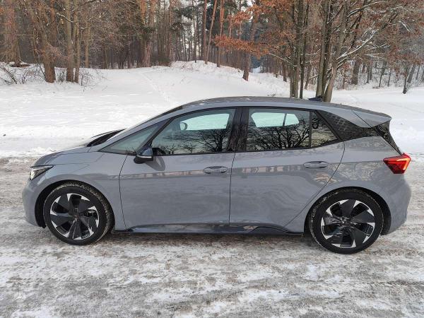 Pelēks Cupra Born 2023 Kauņa, ar dzinēja tilpumu 0.00 L un nobraukumu 20 tūkst. km par 24000 €, foto 7 vietnē AUTOMOTO.COM.LV