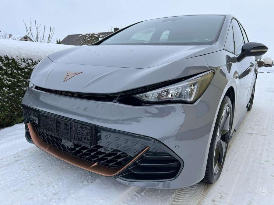 Серый Cupra Born 2023 в Каунас, объемом двигателя 0.00 л и пробегом 20 тыс. км за 24000 €, фото 32 на AUTOMOTO.COM.LV
