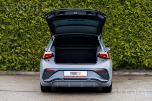Pelēks Cupra Born 2023 Rīga, ar dzinēja tilpumu 0.00 L un nobraukumu 30 tūkst. km par 29990 €, foto 8 vietnē AUTOMOTO.COM.LV