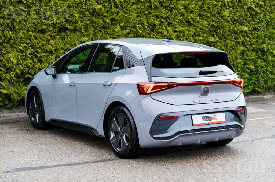 Pelēks Cupra Born 2023 Rīga, ar dzinēja tilpumu 0.00 L un nobraukumu 30 tūkst. km par 29990 €, foto 9 vietnē AUTOMOTO.COM.LV