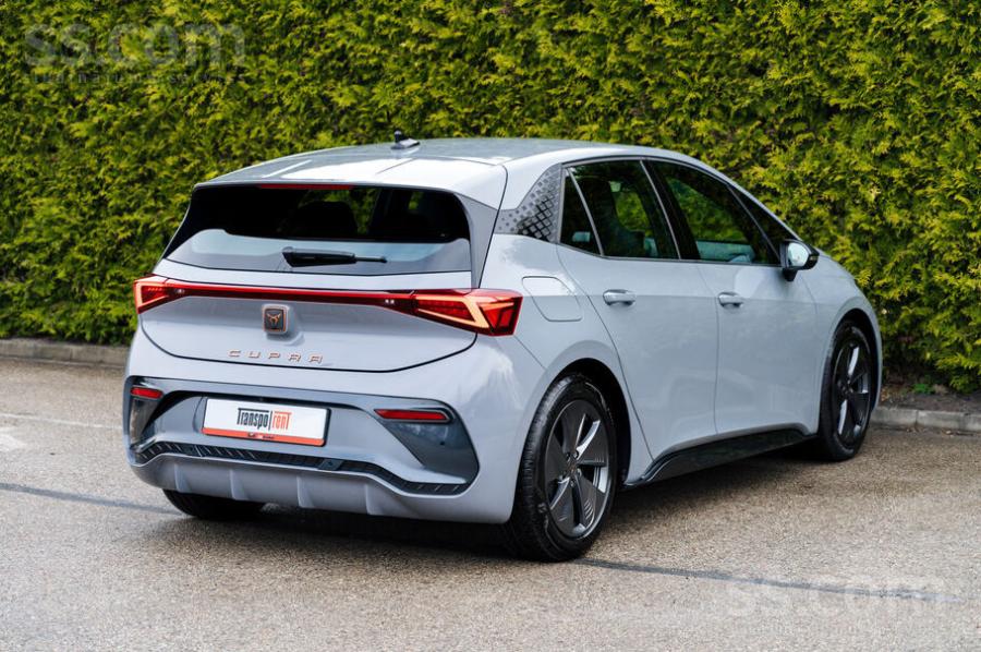 Серый Cupra Born 2023 в Рига, объемом двигателя 0.00 л и пробегом 30 тыс. км за 29990 €, фото 6 на AUTOMOTO.COM.LV