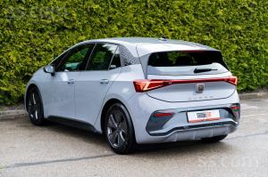 Серый Cupra Born 2023 в Рига, объемом двигателя 0.00 л и пробегом 30 тыс. км за 29990 €, фото 9 на AUTOMOTO.COM.LV