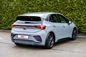 Серый Cupra Born 2023 в Рига, объемом двигателя 0.00 л и пробегом 30 тыс. км за 29990 €, фото 6 на AUTOMOTO.COM.LV