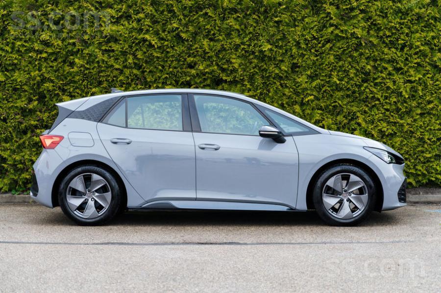 Pelēks Cupra Born 2023 Rīga, ar dzinēja tilpumu 0.00 L un nobraukumu 30 tūkst. km par 29990 €, foto 5 vietnē AUTOMOTO.COM.LV