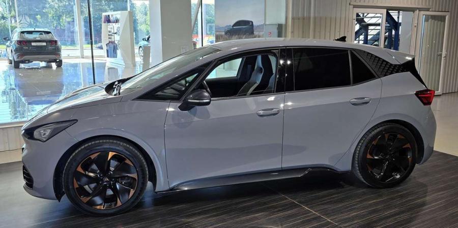 Pelēks Cupra Born 2023 Šauļi, ar dzinēja tilpumu 0.00 L un nobraukumu 46 tūkst. km par 24500 €, foto 5 vietnē AUTOMOTO.COM.LV