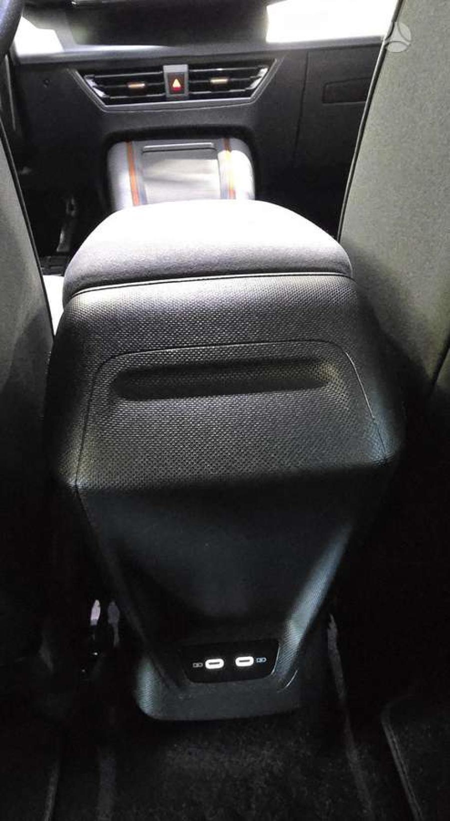 Pelēks Cupra Born 2023 Šauļi, ar dzinēja tilpumu 0.00 L un nobraukumu 46 tūkst. km par 24500 €, foto 24 vietnē AUTOMOTO.COM.LV