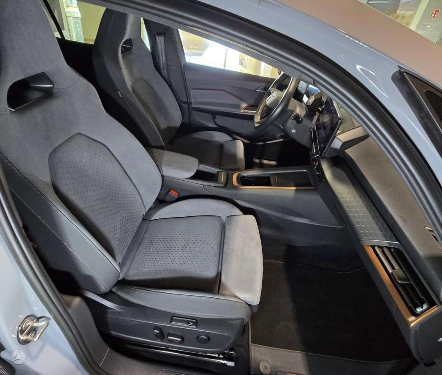 Pelēks Cupra Born 2023 Šauļi, ar dzinēja tilpumu 0.00 L un nobraukumu 46 tūkst. km par 24500 €, foto 26 vietnē AUTOMOTO.COM.LV