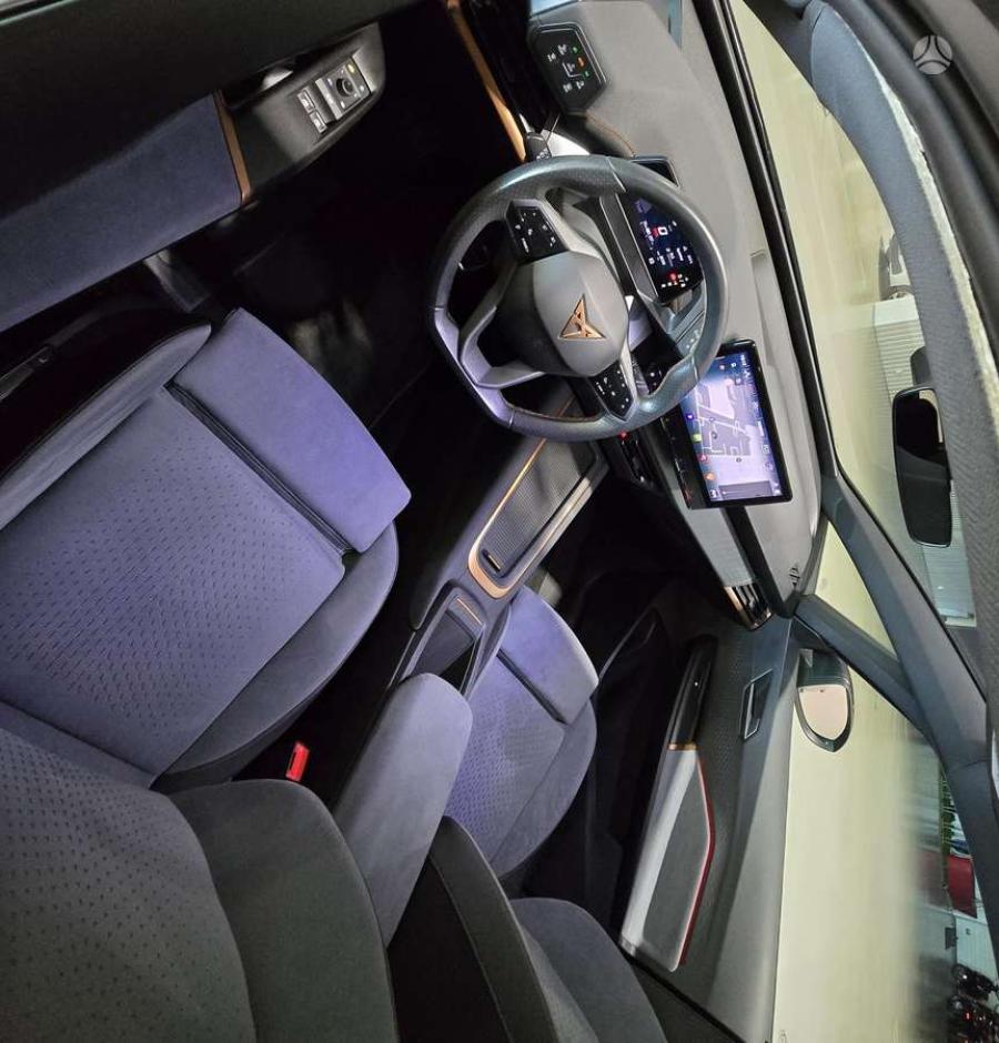 Pelēks Cupra Born 2023 Šauļi, ar dzinēja tilpumu 0.00 L un nobraukumu 46 tūkst. km par 24500 €, foto 28 vietnē AUTOMOTO.COM.LV