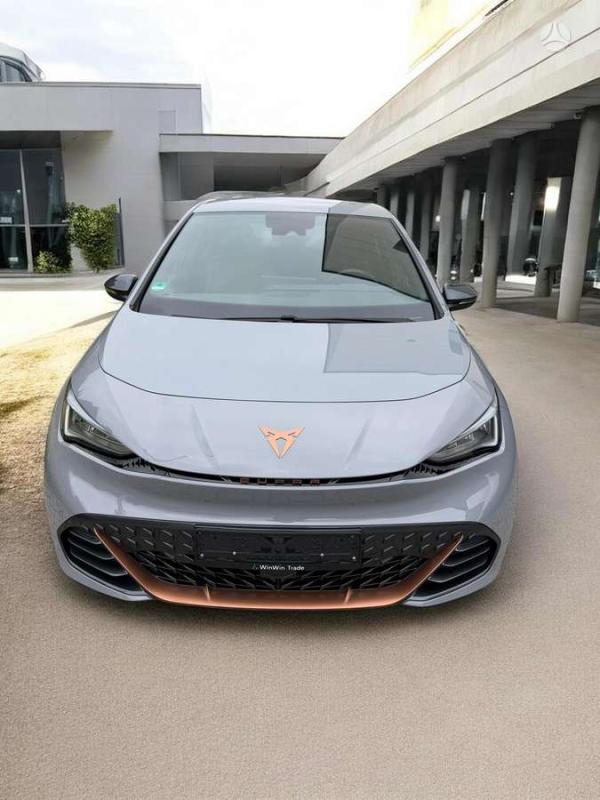 Grey Cupra Born 2023 in Vilnius, with an engine capacity of 0.00 L and mileage of 69 thousand km for 23300 €, photo 2 on AUTOMOTO.COM.LV